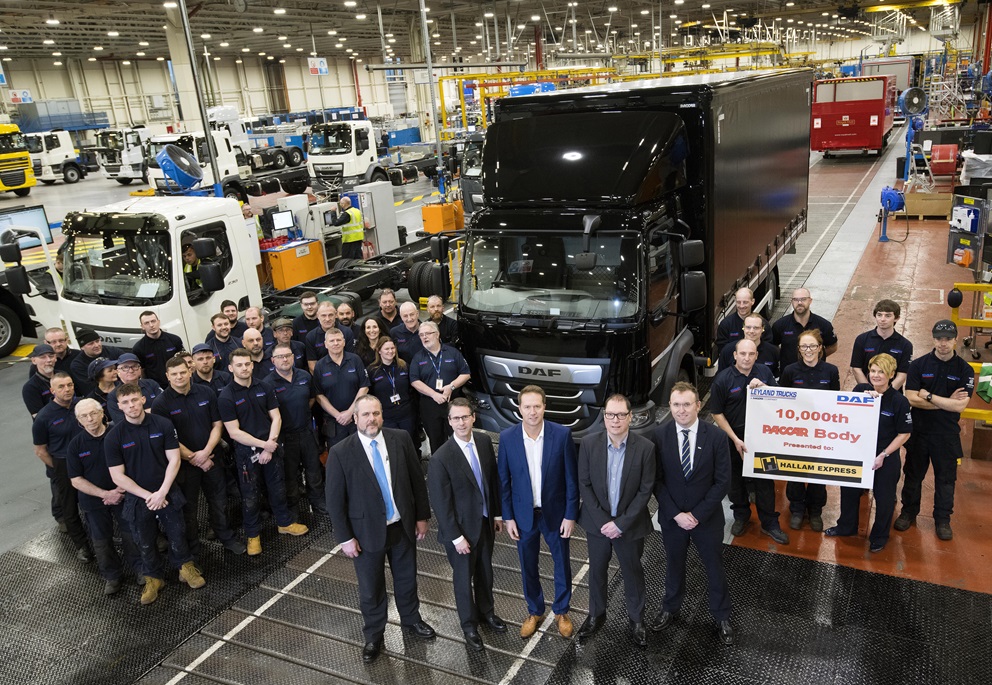 10,000th PACCAR body milestone - Leyland Trucks Ltd.